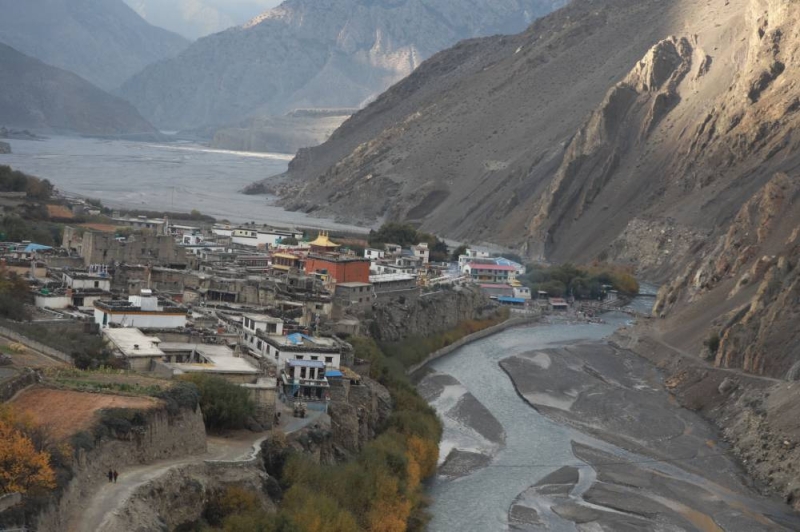 Blacktopping of Khanti-Jomsom road begins - The Himalayan Times - Nepal ...