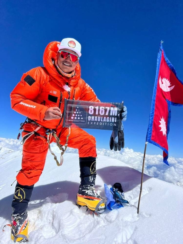 Makalu Lakpa-led team opens climbing route on Dhaulagiri, many summits ...