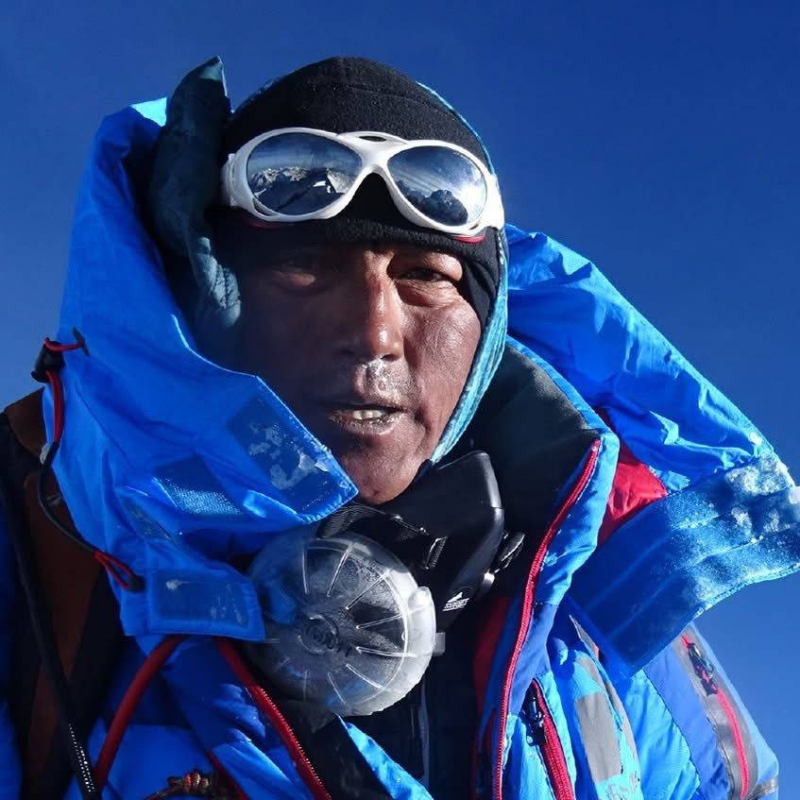 Chhuldim Ang Dorjee scales Everest for 24th time - The Himalayan Times ...