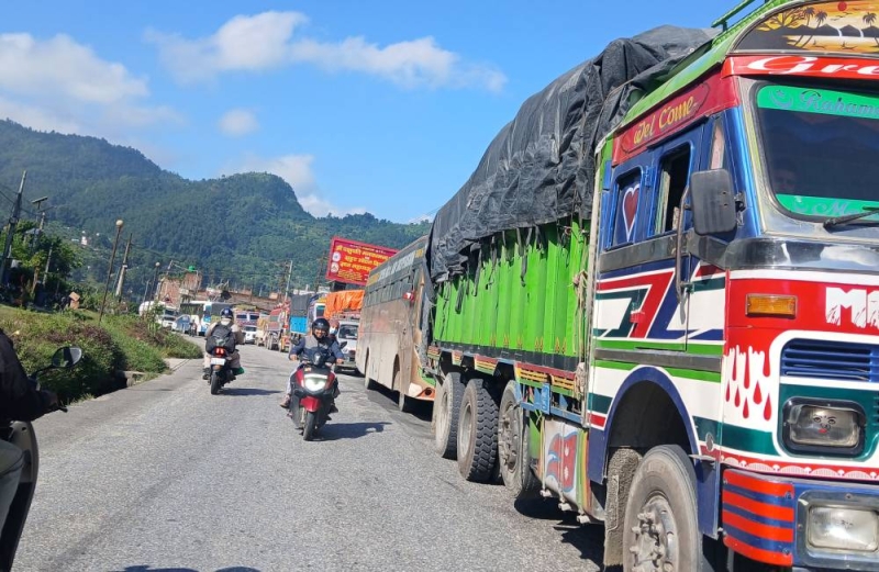 Traffic resumes on Narayangadh–Muglin road after 105 hours of blockage ...