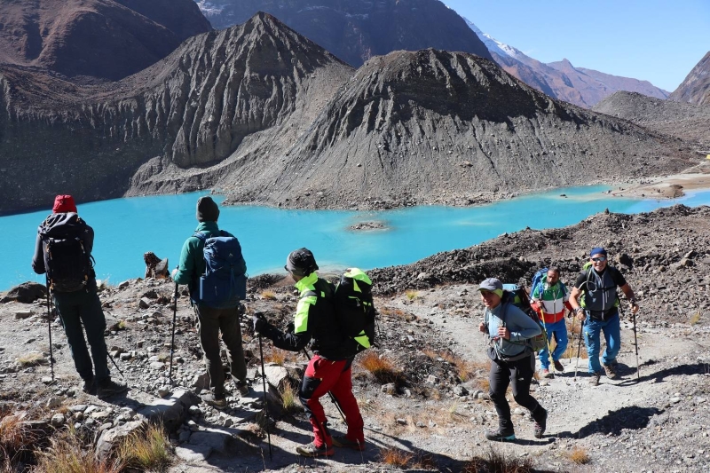 Over 30,000 foreign tourists visit Annapurna region in Asoj - The ...