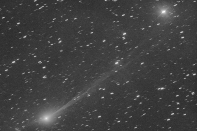 NASA unveils close-up pictures of the comet popping by from another ...