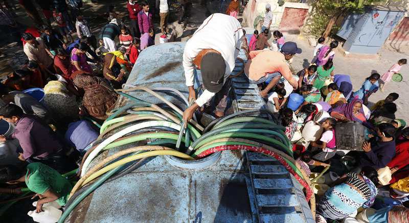 Maharashtra to celebrate ‘dry Holi’ amid water crisis - The Himalayan ...